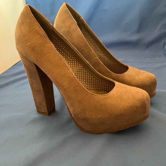 Candie's | Shoes | Candies Heels In Gray | Poshmark